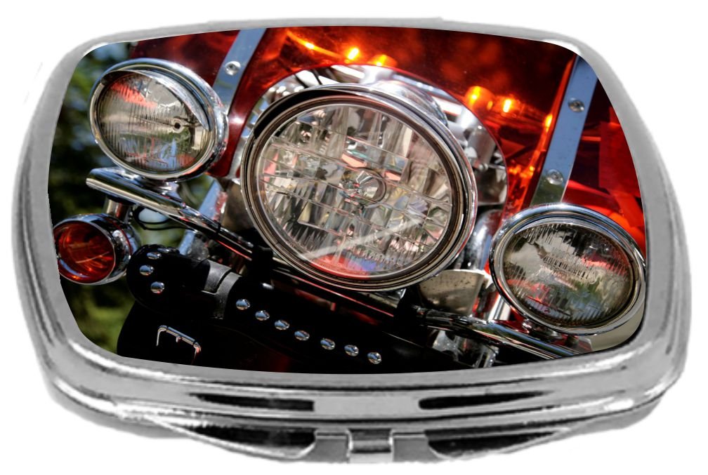 Rikki Knight Compact Mirror – TheUSABeauty